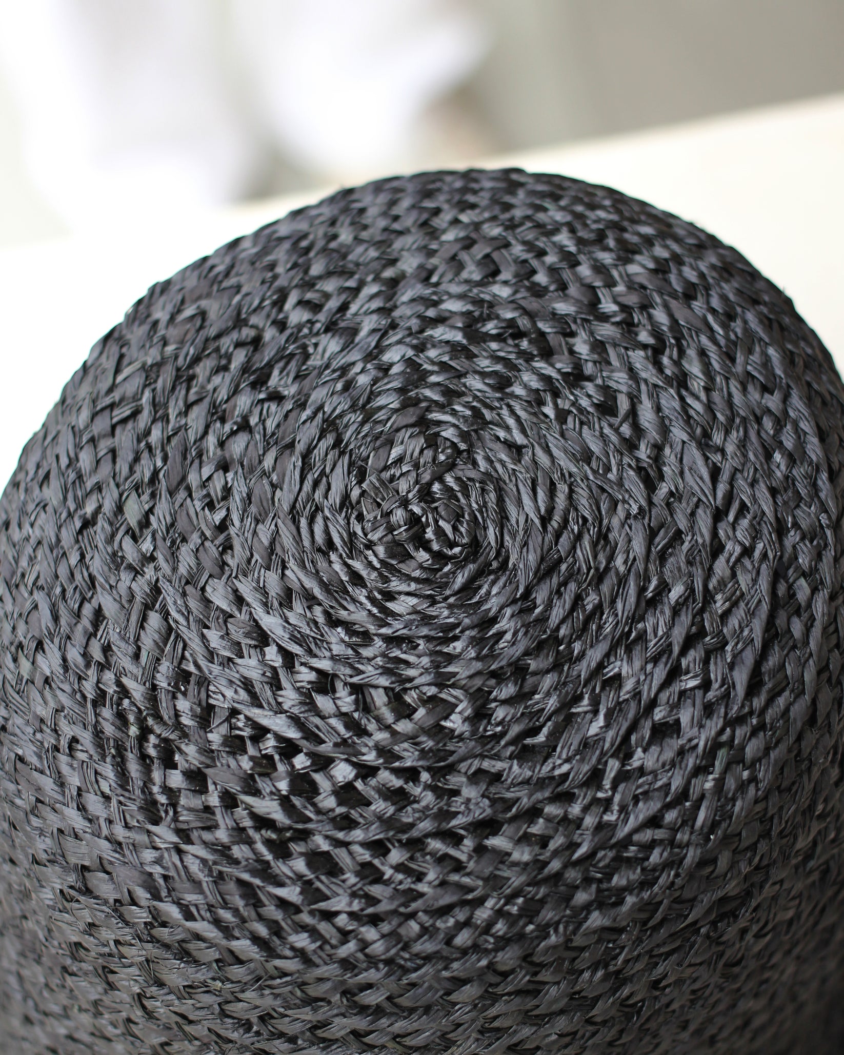 KIJIMA TAKAYUKI/RAFFIA BRAID CROCHET HAT "BLACK" – feets